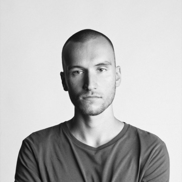 58. Oktobarski salon | Beogradski bijenale: predavanje MEKANA MONTAZA ...